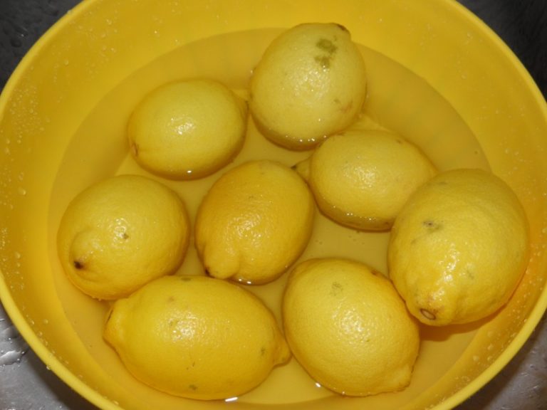 Limonce - pijača za hladne dni - OblizniPrste.si