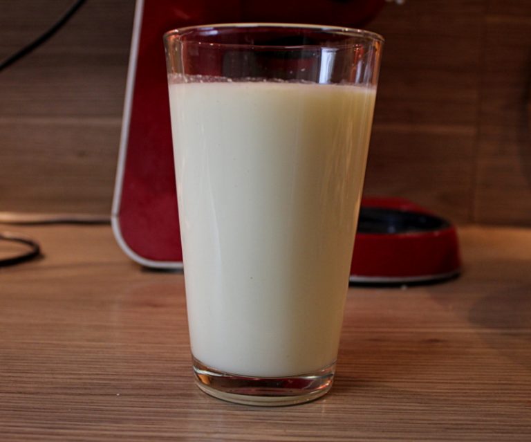 Domače maslo - osnovni recept - OblizniPrste.si