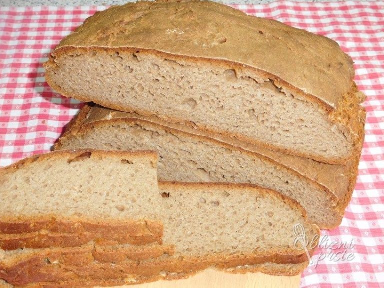 100 najbolj priljubljenih receptov za kruh - OblizniPrste.si