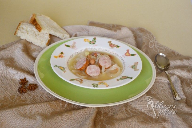 Jota s kislo repo - OblizniPrste.si