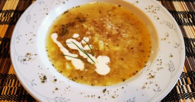 Domača goveja juha - OblizniPrste.si